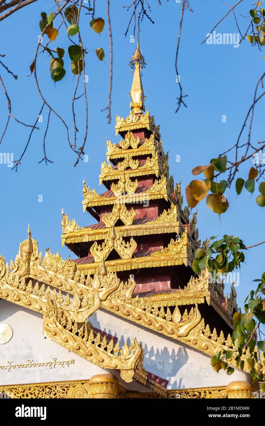 Asia myanmar burma rangoon botataung hi-res stock photography and ...