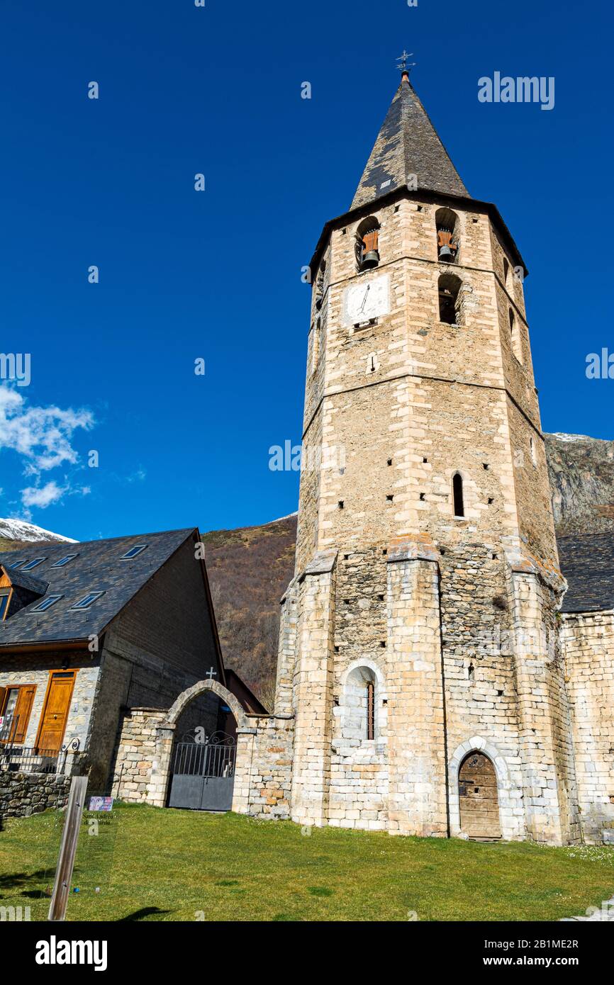Romanesque route of aran valley hi-res stock photography and images - Alamy