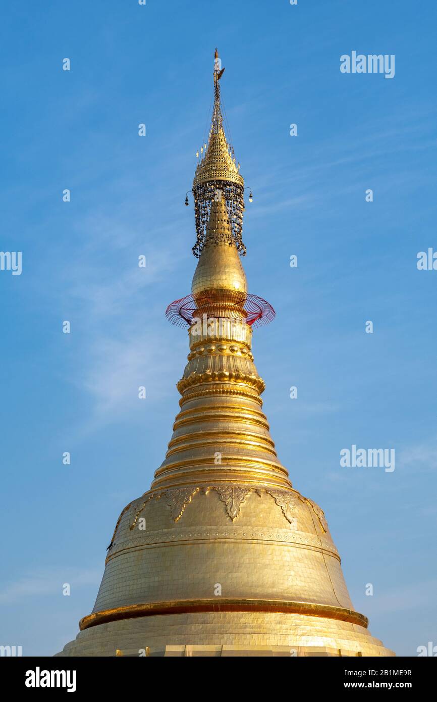 Botataung temple hi-res stock photography and images - Alamy