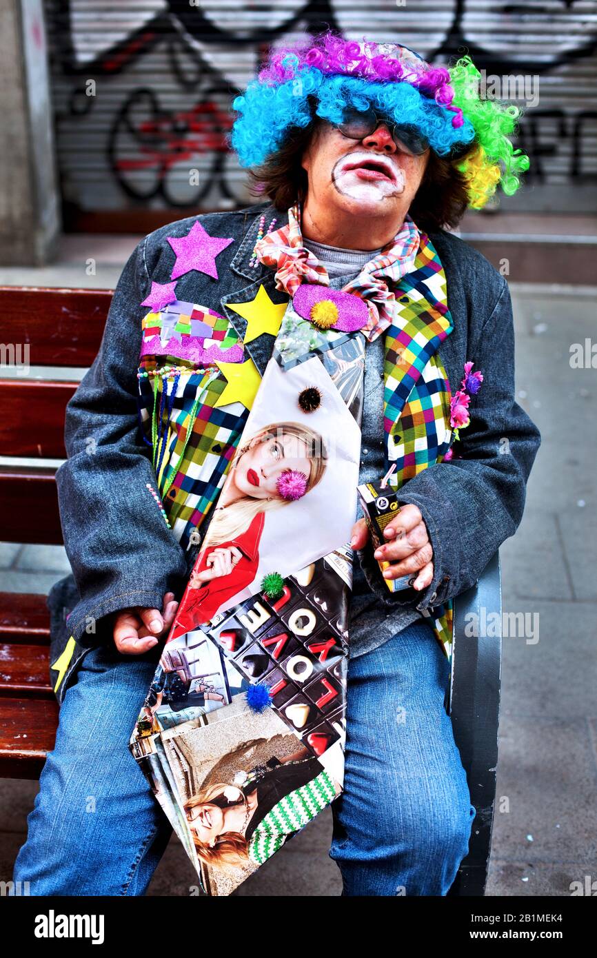 Clowns with face paint hi-res stock photography and images - Alamy