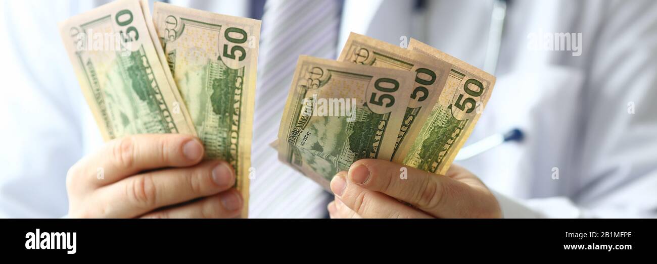 Money hospital hi-res stock photography and images - Alamy