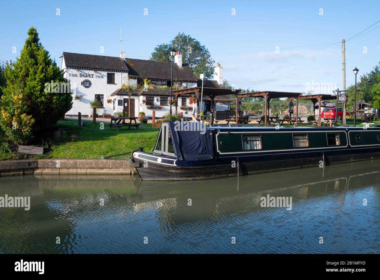The Boat Inn, Canalside pub on Grand Union Canal at Birdingbury, near ...