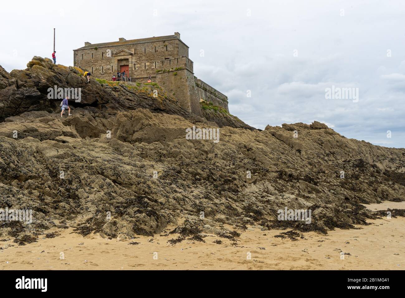 San Malo tourist attraction castle fort and water seascape Stock Photo ...