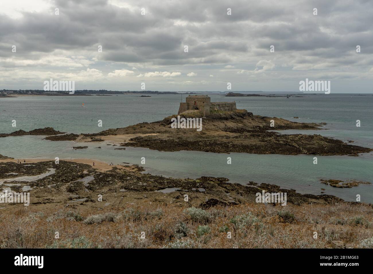San Malo tourist attraction castle fort and water seascape Stock Photo ...