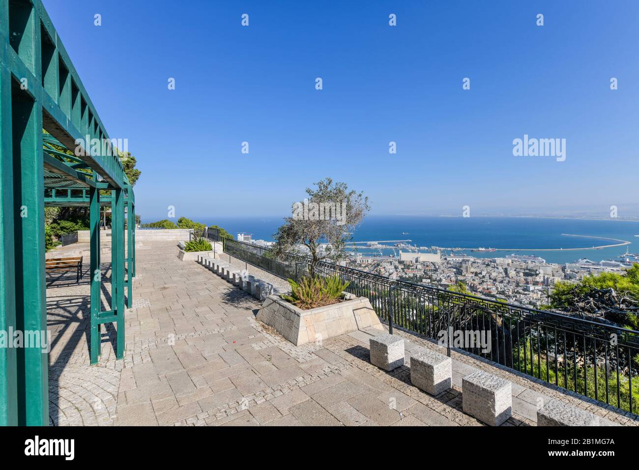 Yefe nof hi-res stock photography and images - Alamy