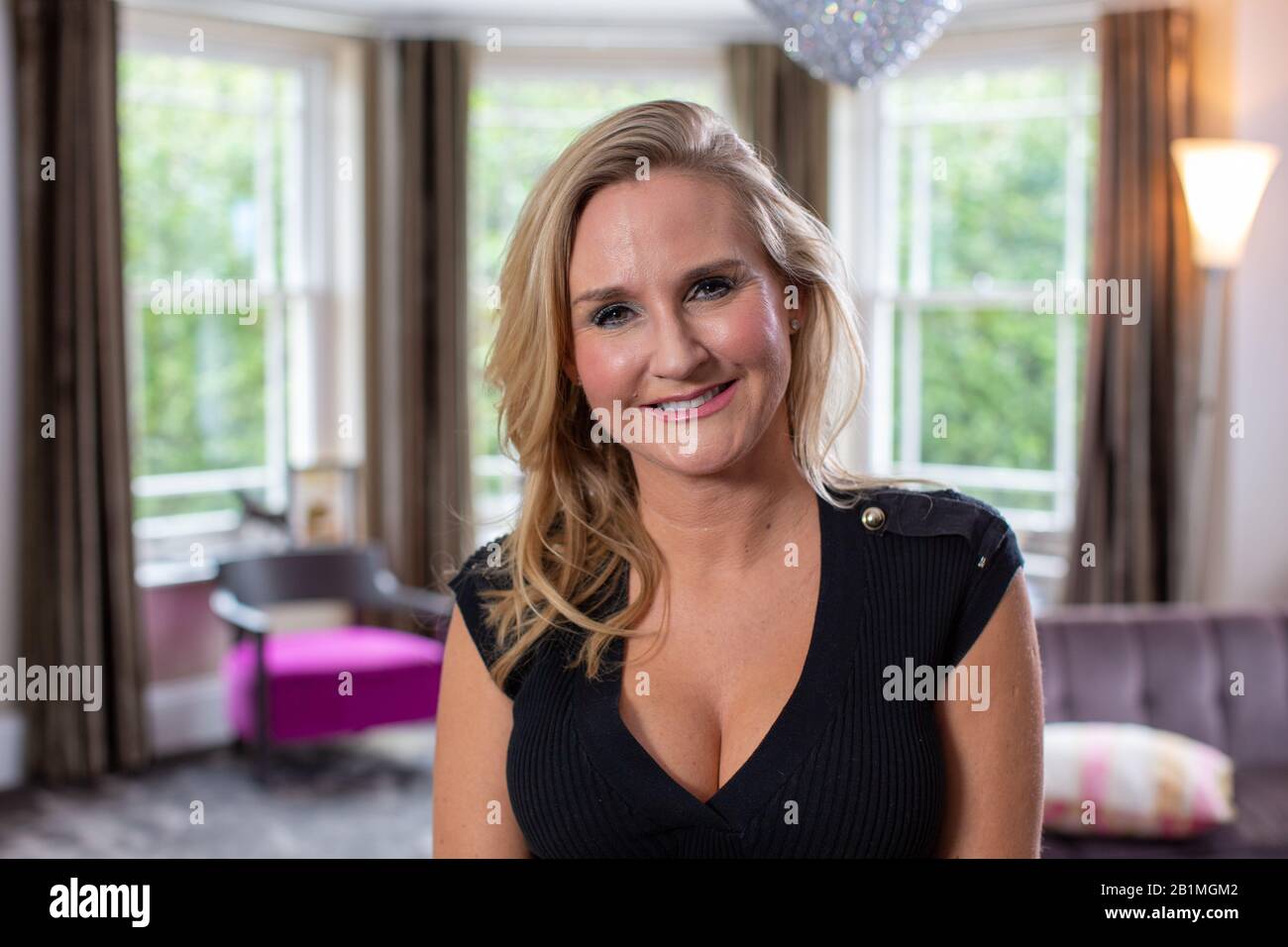Irish socialite hi-res stock photography and images - Alamy
