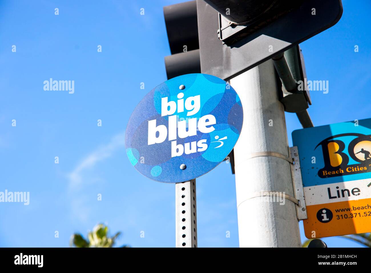 Big blue bus los angeles hi-res stock photography and images - Alamy