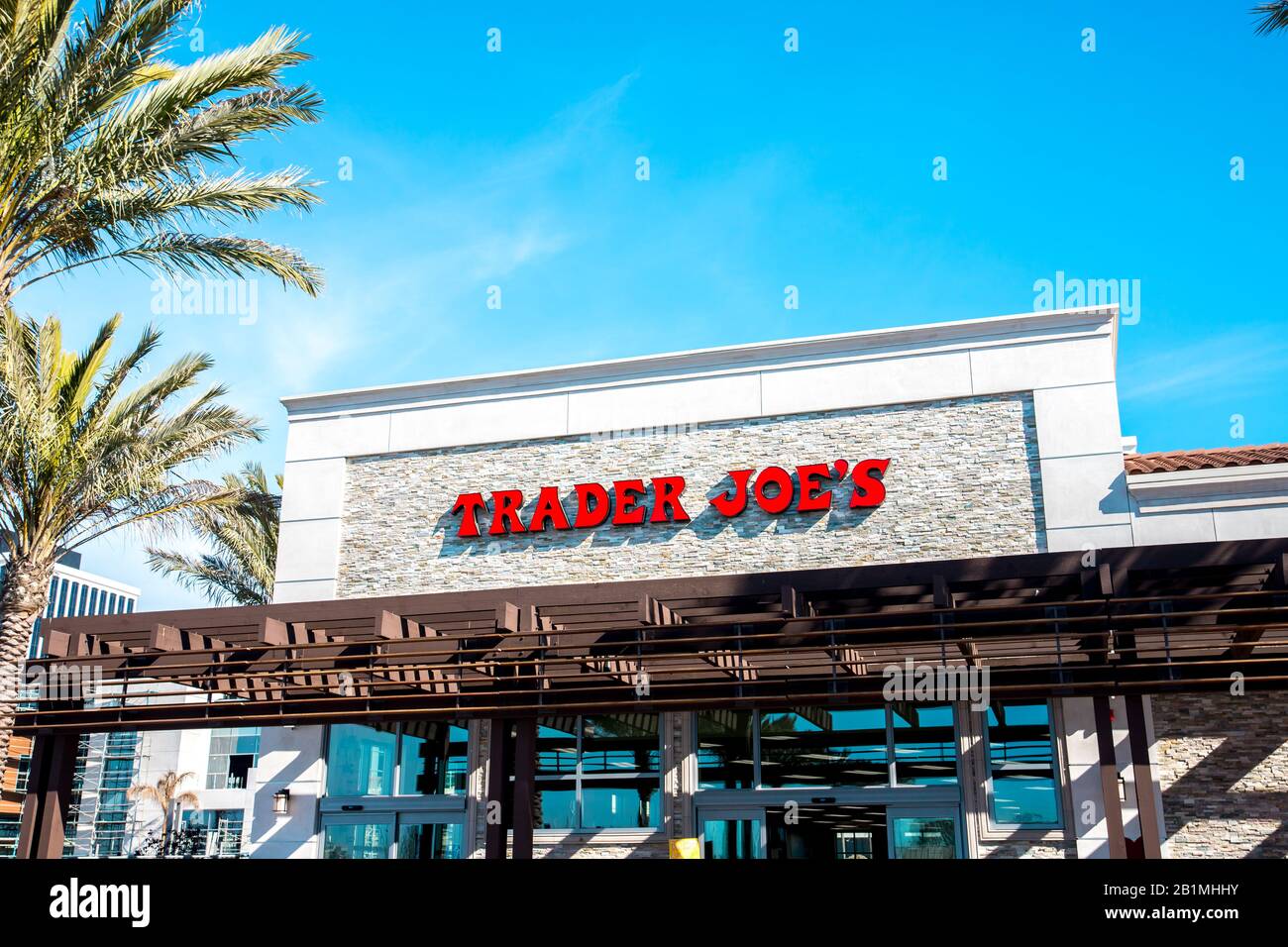 Trader Joe’s Grocery shopping supermarket Stock Photo - Alamy Trader Joe’s Grocery shopping supermarket Stock Photo - Alamy