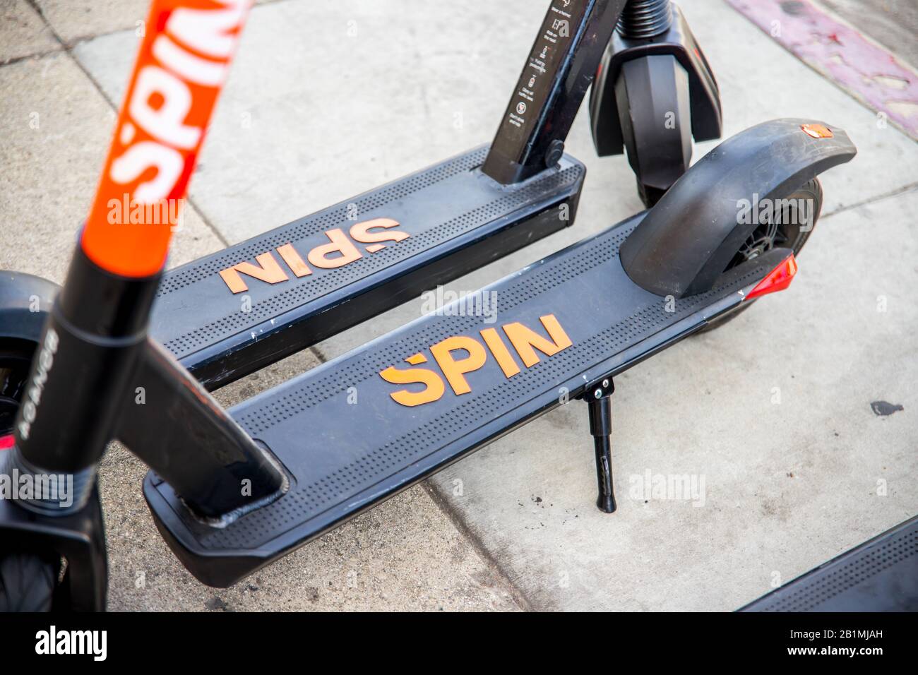 Spin rental hi-res stock photography and images - Alamy
