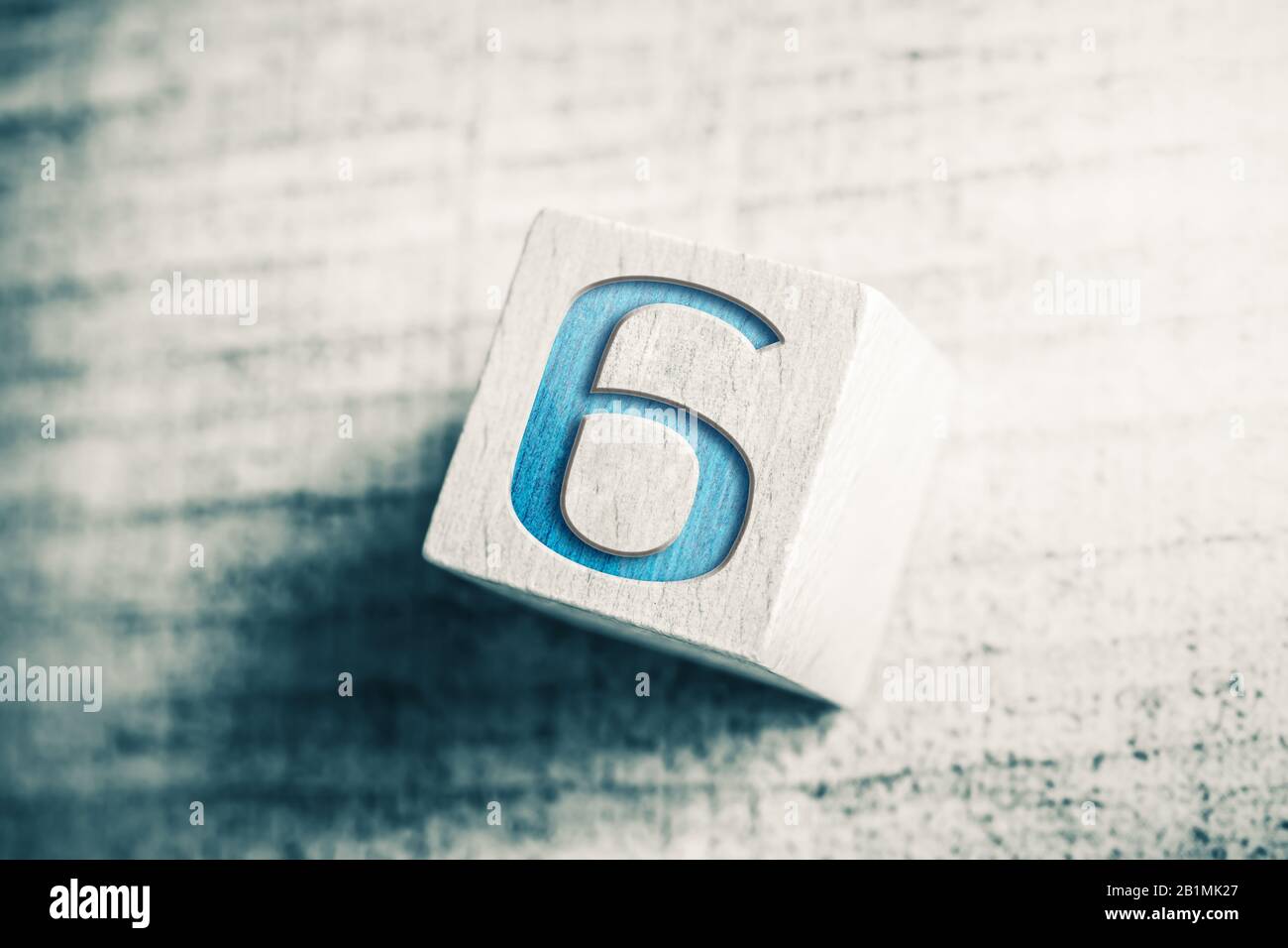 Number 6 clock hi-res stock photography and images - Alamy