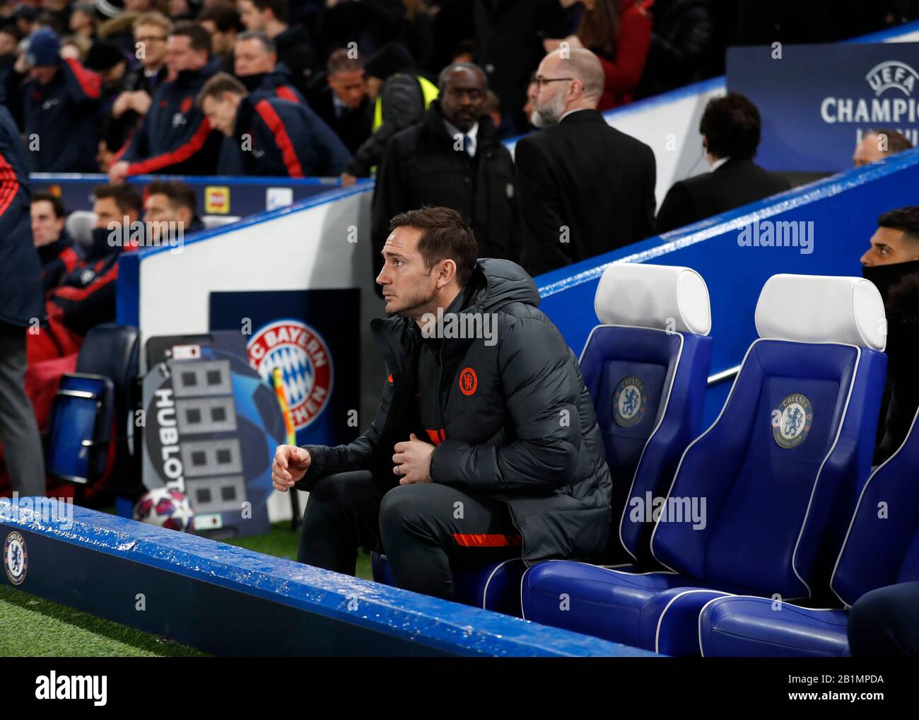Sitting dugout football hi-res stock photography and images - Alamy
