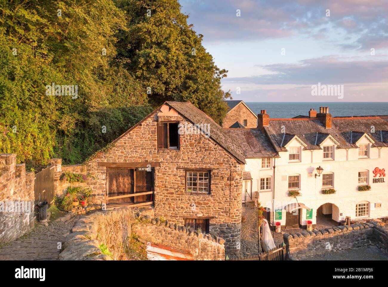 Clovelly North Devon, cobbled streets, quaint village, traditional ...