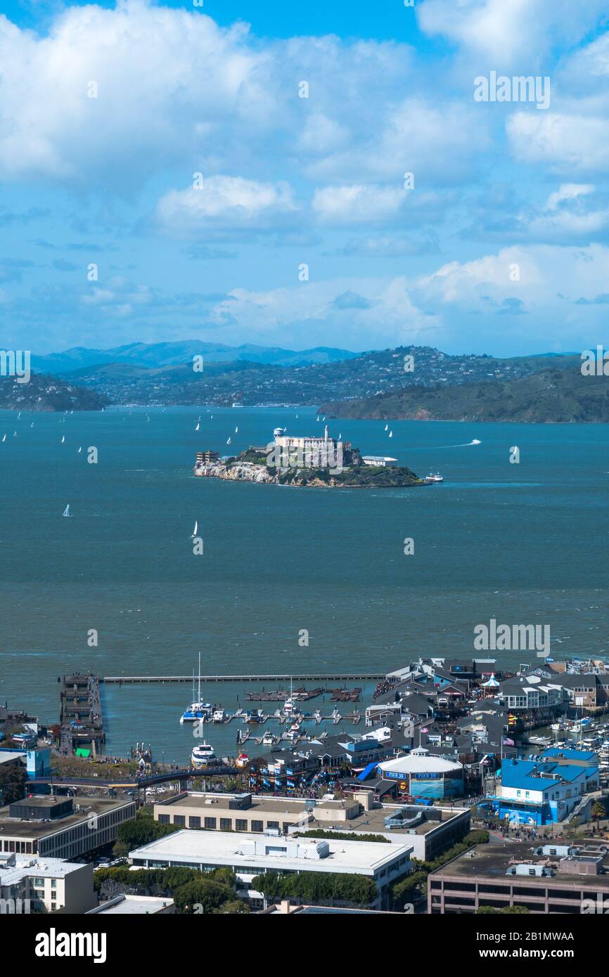 Alcatraz Island and Pier 39 with sea lions, San Francisco, California ...