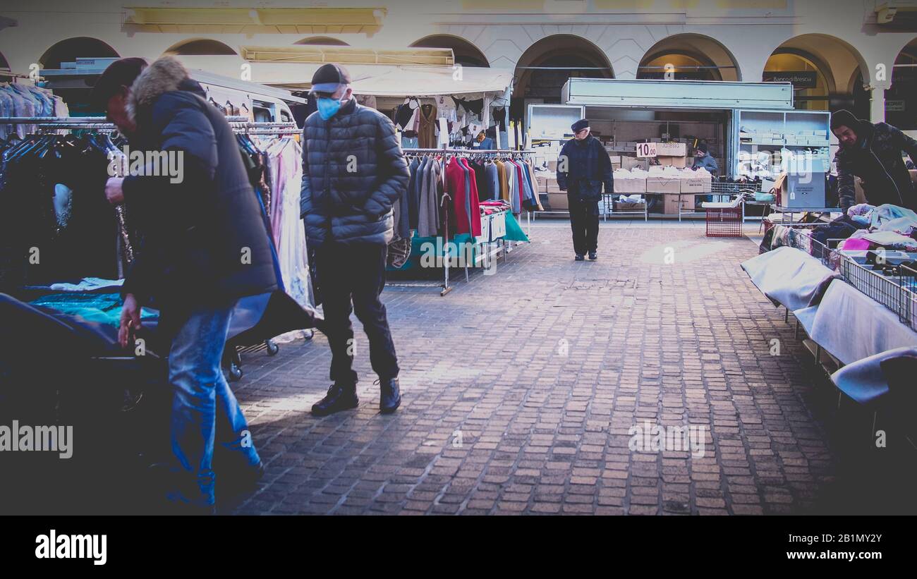 everyday life city scenes Stock Photo - Alamy