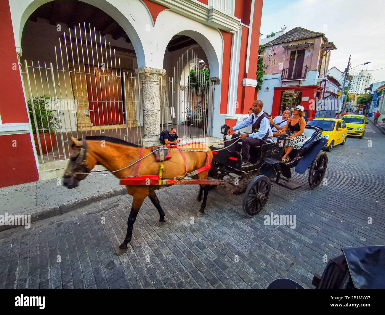 Cartagena colonial center horse hi-res stock photography and images - Alamy