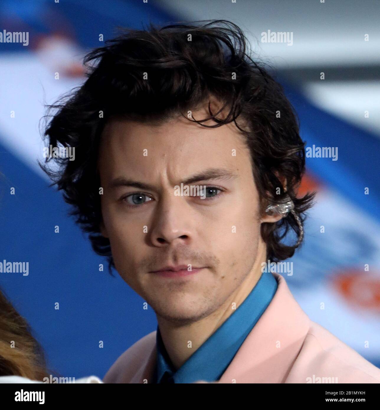 Harry styles headshot hi-res stock photography and images - Alamy