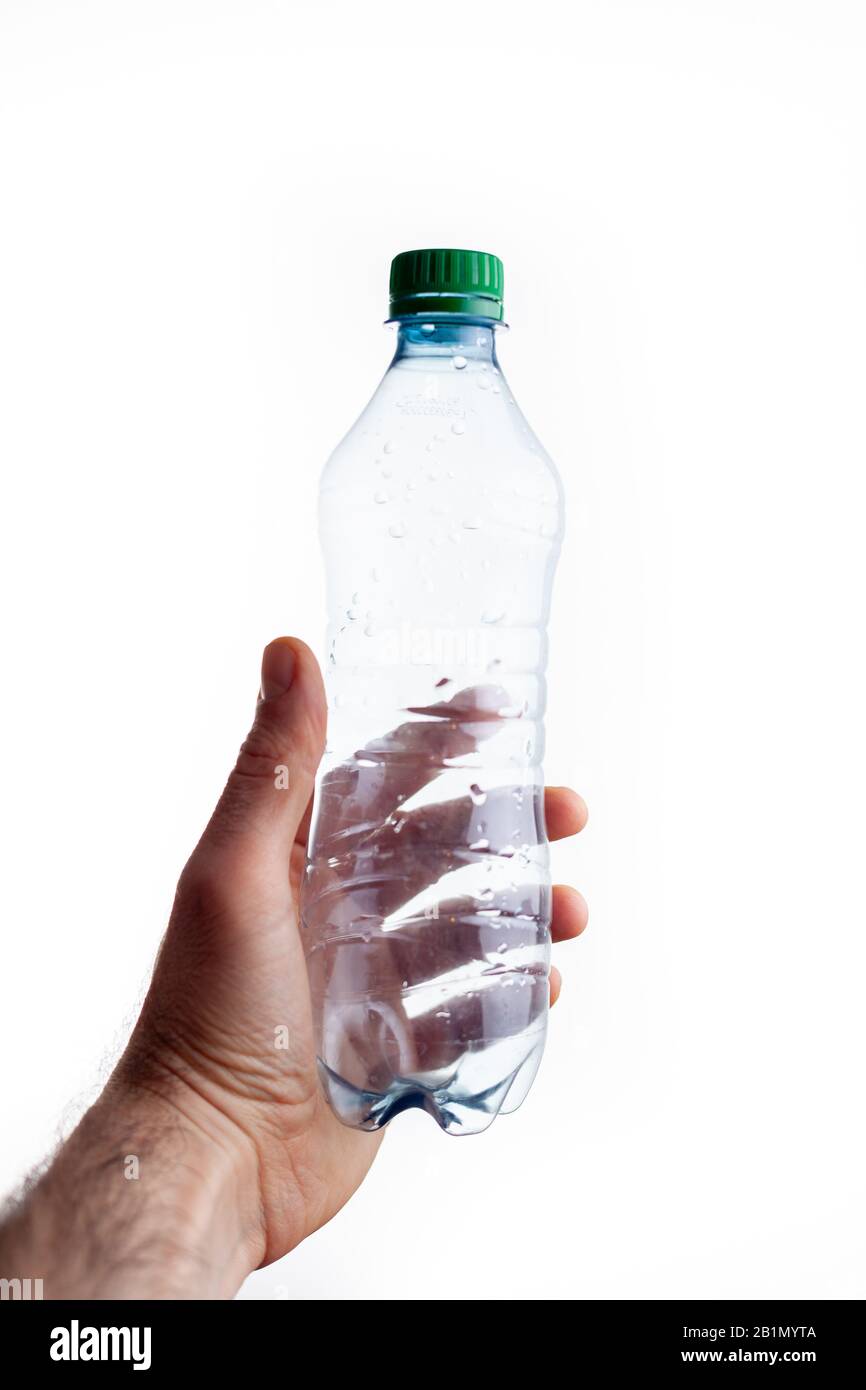 Pet bottle ocean hi-res stock photography and images - Alamy