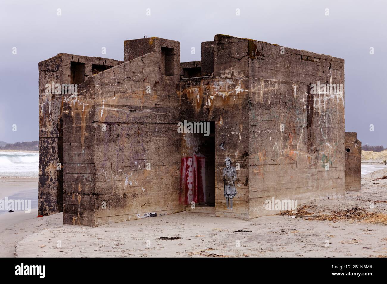 Bunker world war 2 hi-res stock photography and images - Alamy