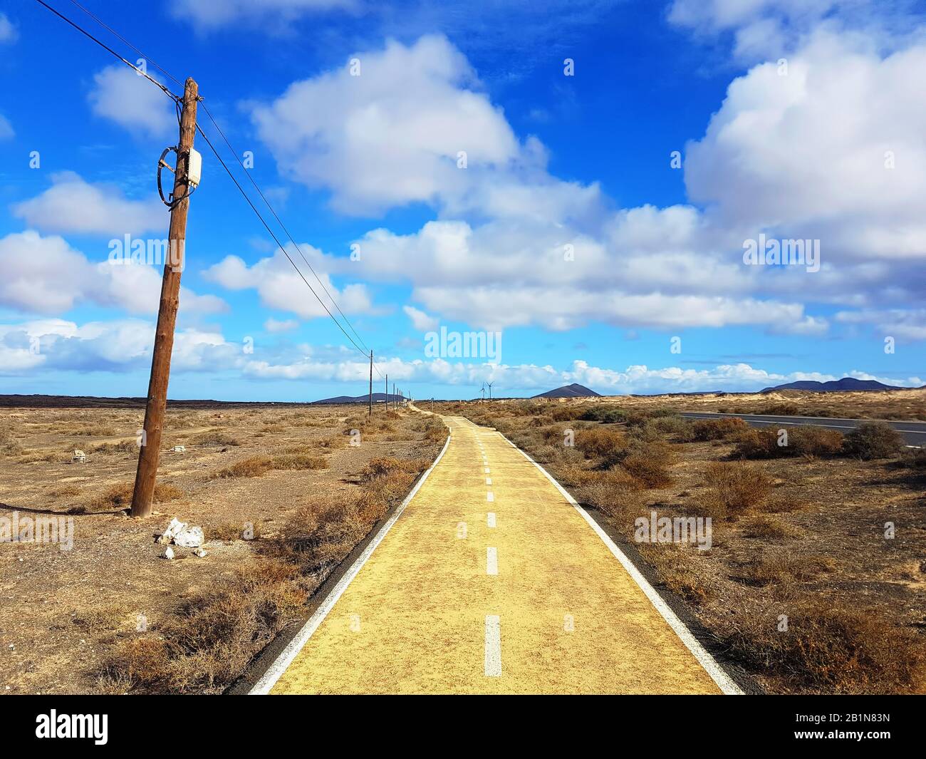Path of freedom in a beautiful scenery Stock Photo - Alamy