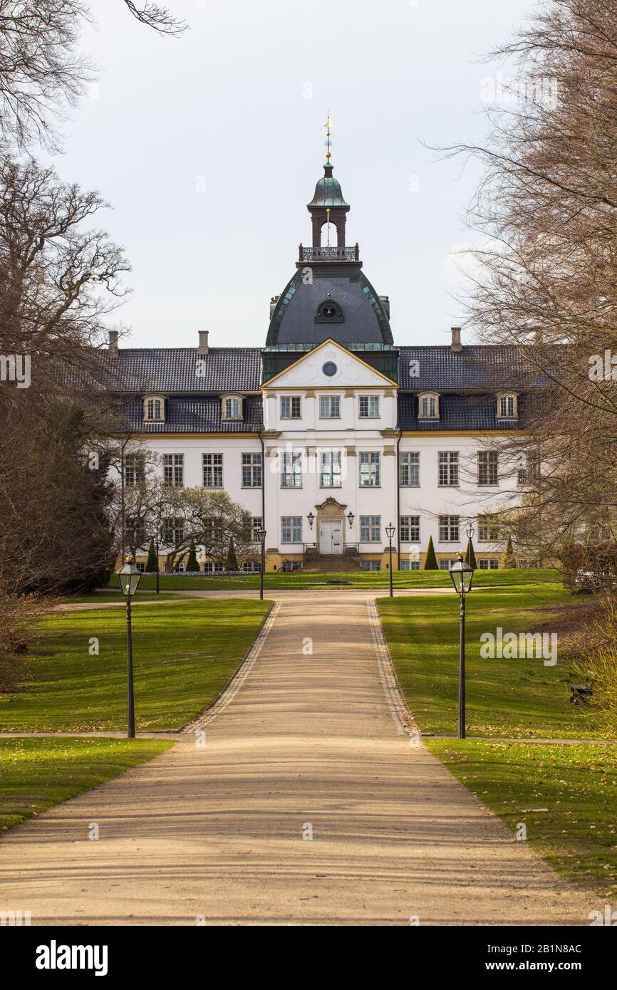 15 facade hi-res stock photography and images - Alamy