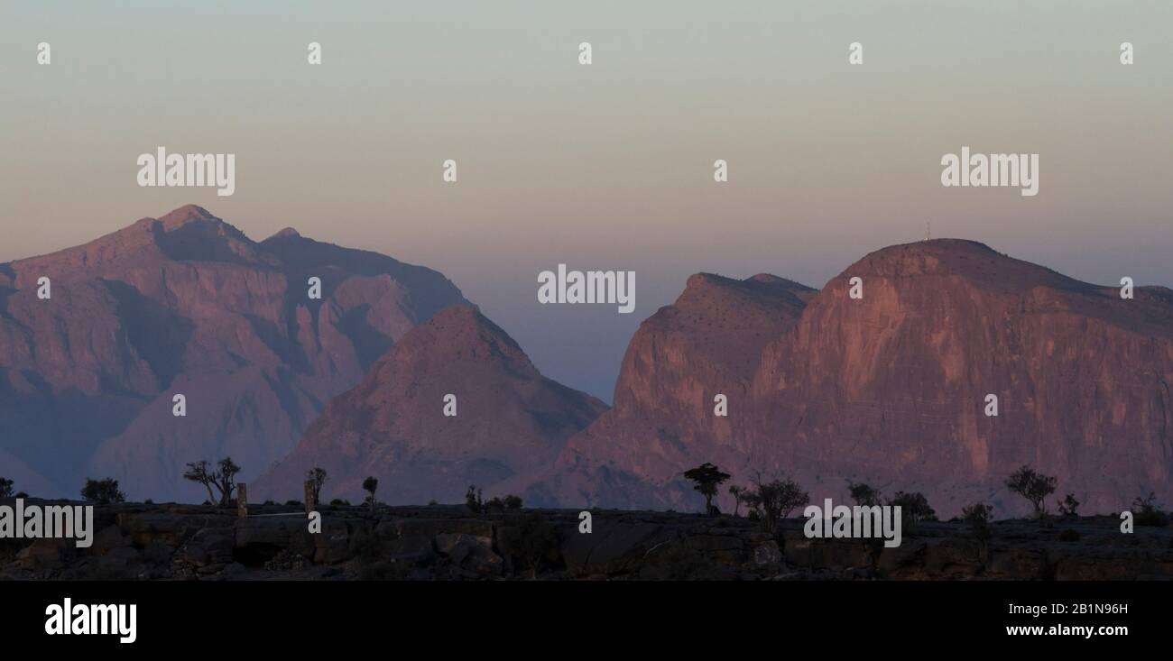 Al hajar mountain range hi-res stock photography and images - Alamy