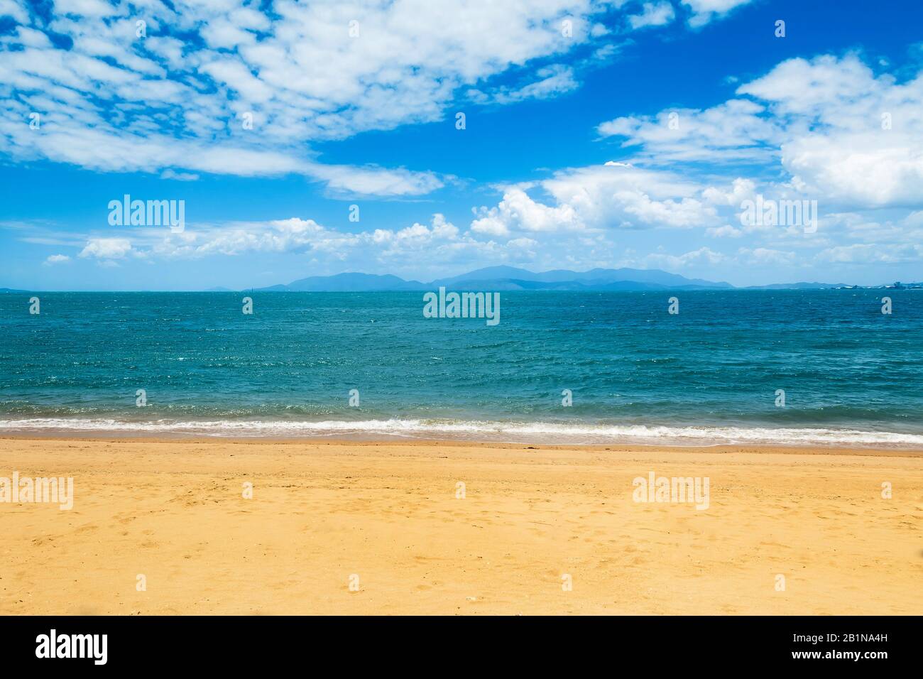 beach of Magnetic Island, Australia Stock Photo - Alamy
