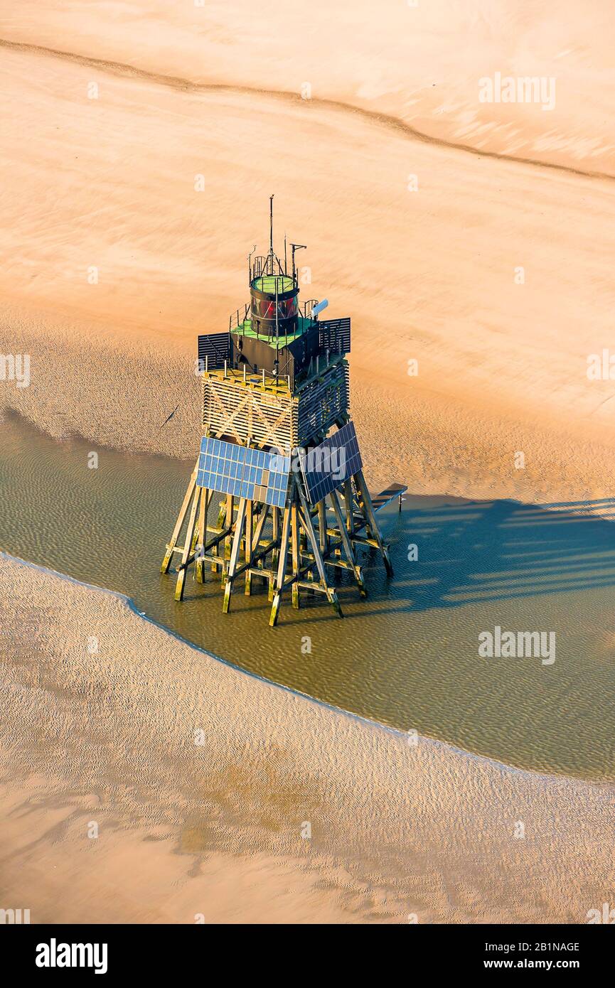 Light beacon hi-res stock photography and images - Alamy