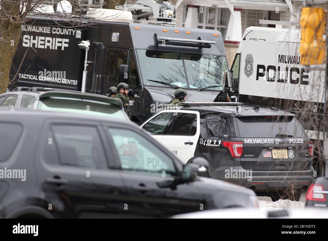 Milwaukee. 26th Feb, 2020. Milwaukee active shooter at Miller Coors HQ ...