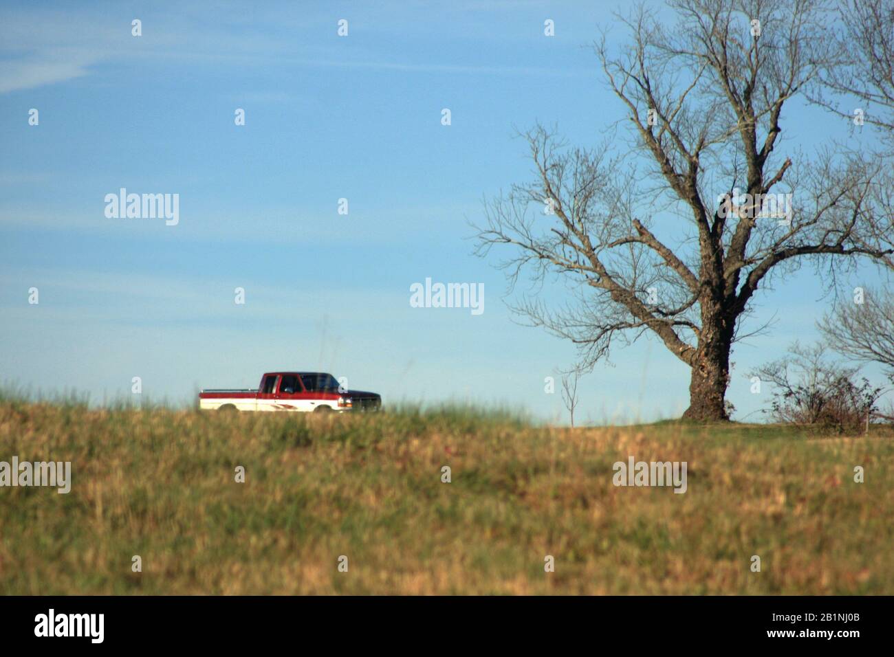 Car driving in through countryside hi-res stock photography and images ...