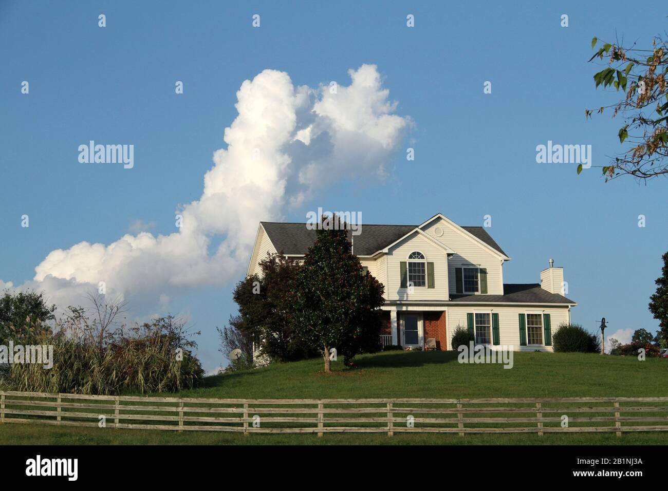 Maintained residence hi-res stock photography and images - Alamy