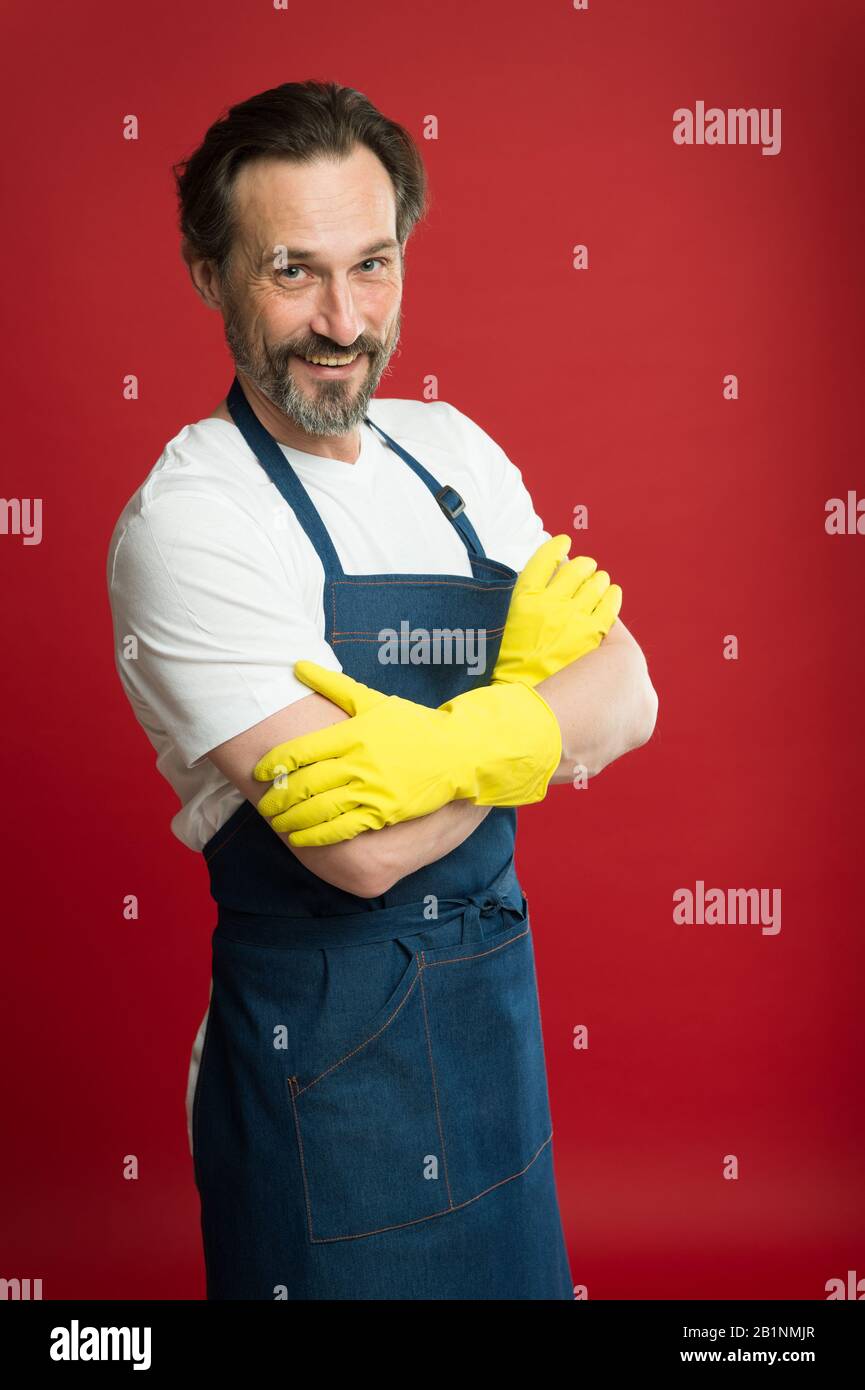 Mature housekeeper hi-res stock photography and images - Alamy