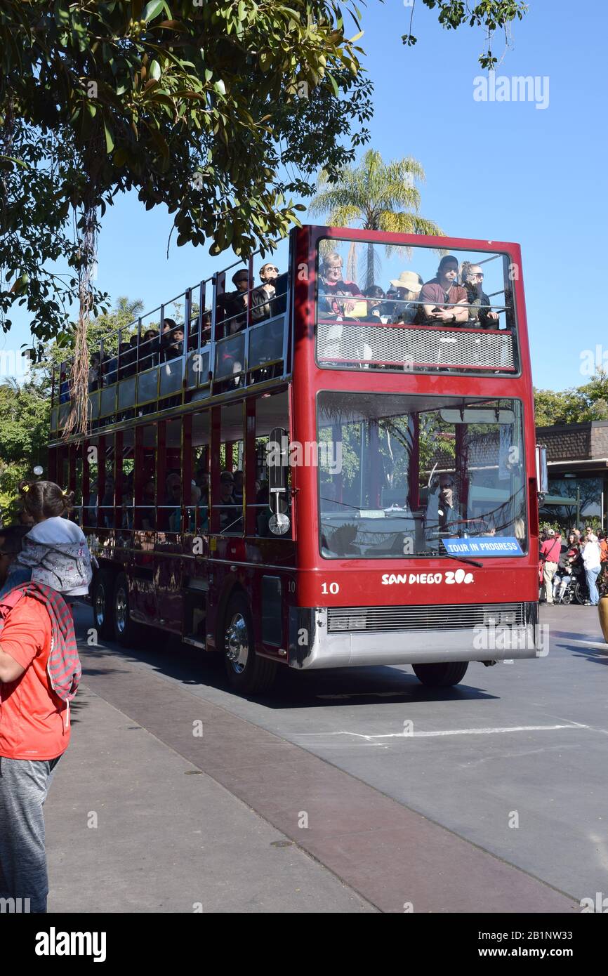 Zoo tour hi-res stock photography and images - Alamy