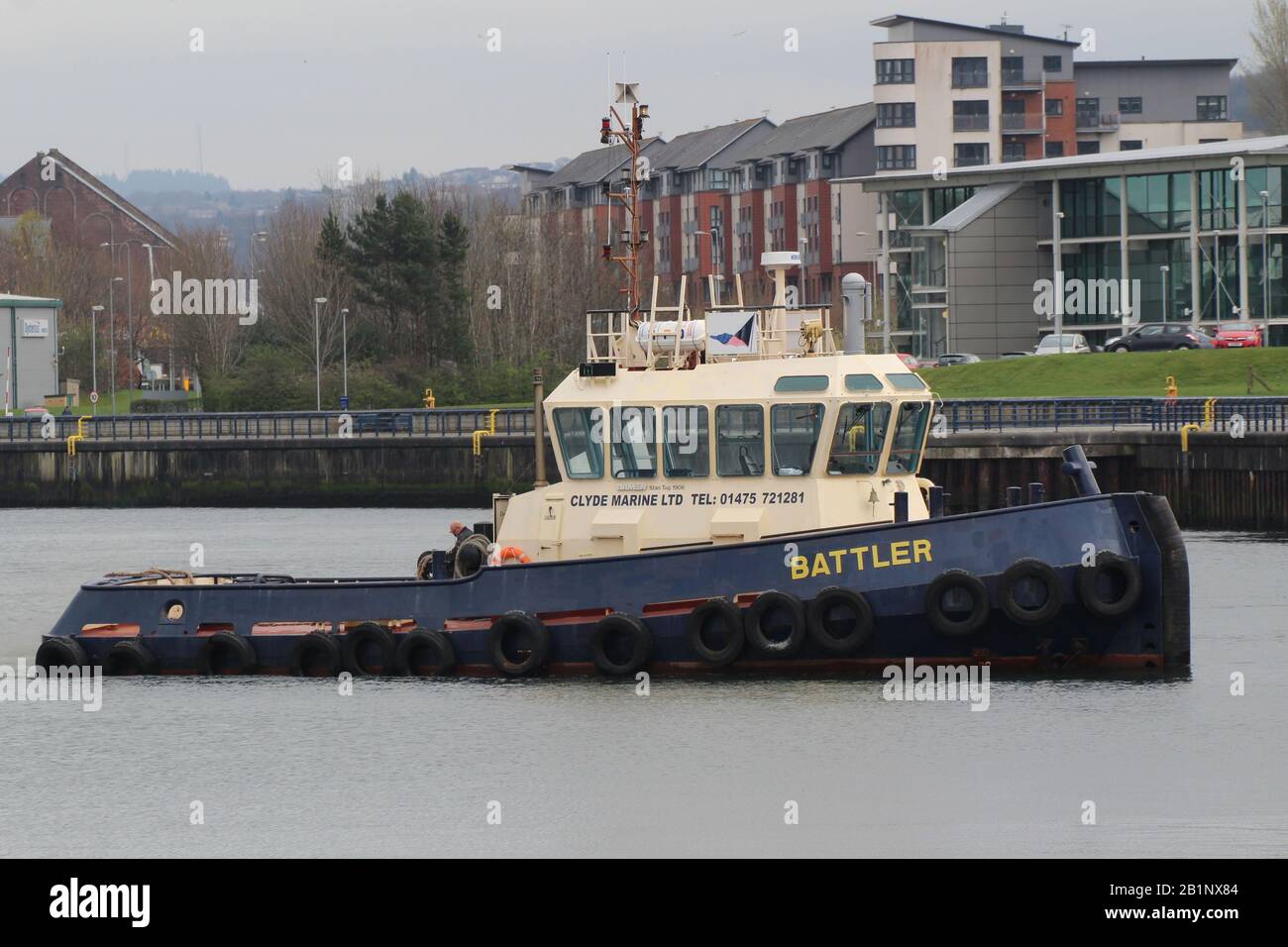 Battler, a Damen Stan 1906 tug operated by Clyde Marine Services ...