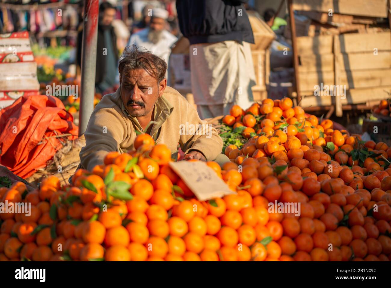 Vegetable market stall pakistan hi-res stock photography and images - Alamy