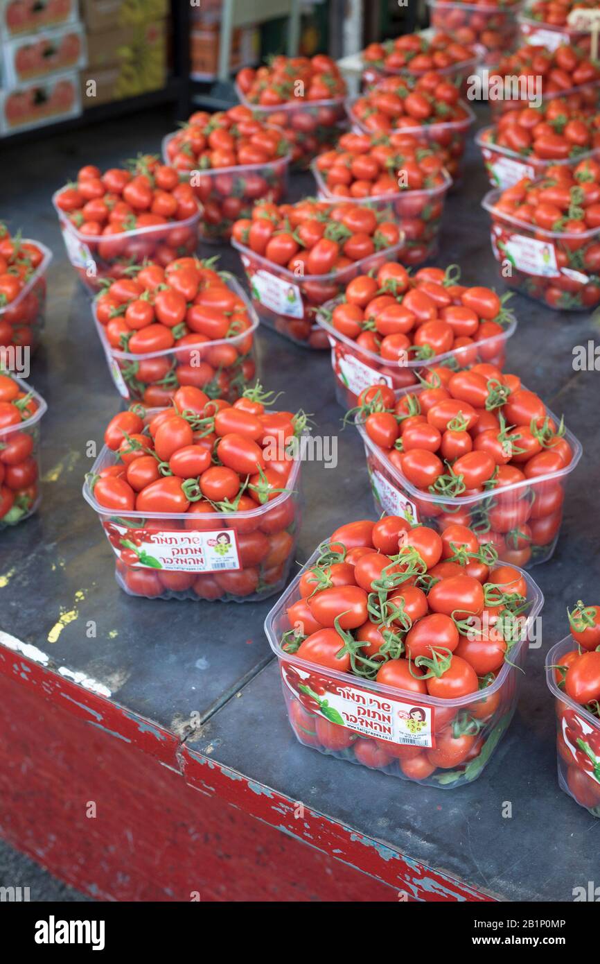 Tomatoes israel hi-res stock photography and images - Alamy