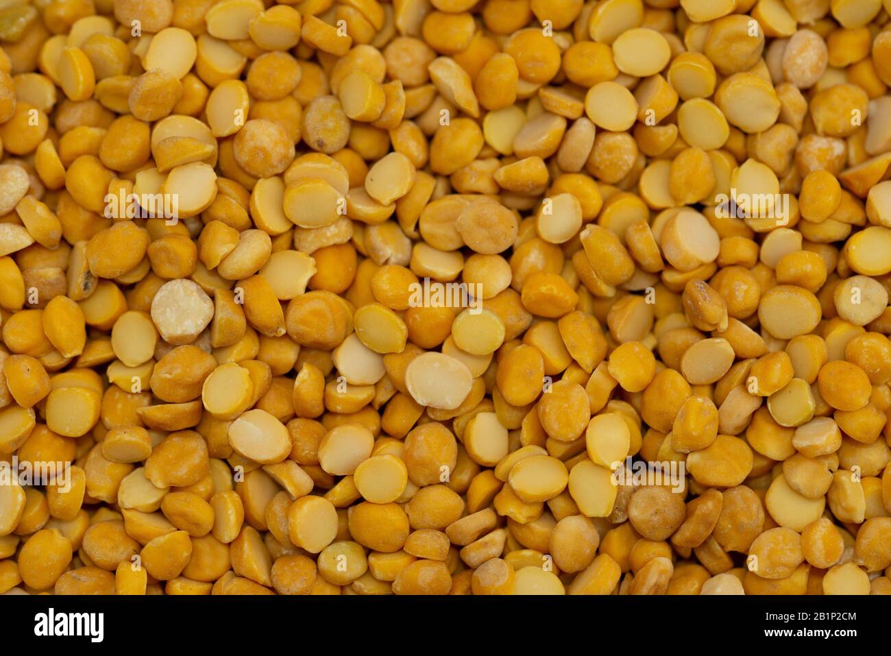 Close up of pile of Gram pulse, Split Chickpea Stock Photo - Alamy