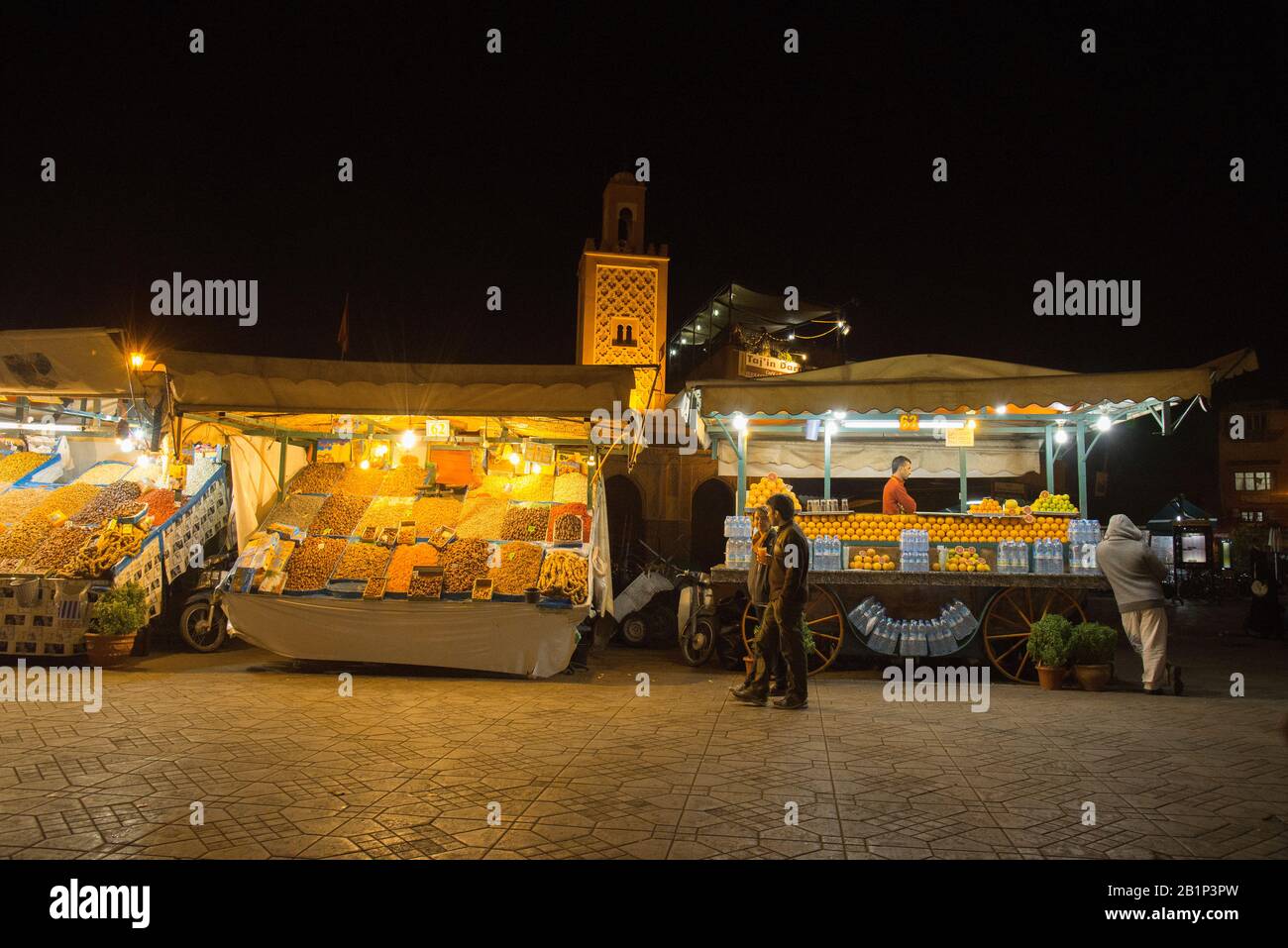 Jemaa el fna at night hi-res stock photography and images - Alamy