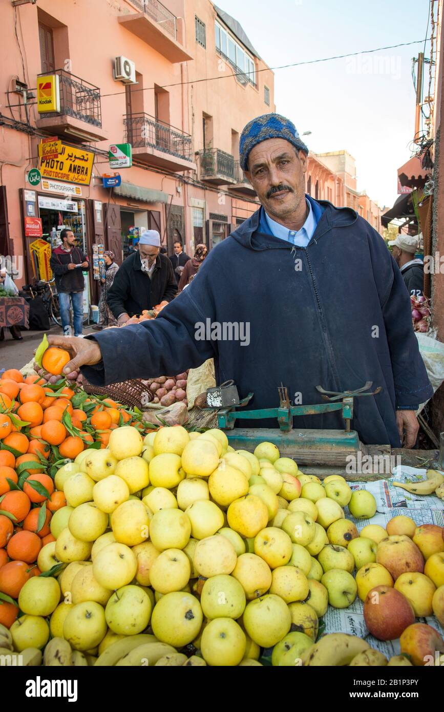 Jemaa el-Fna Square night market, Marakesh, Morocco Stock Photo - Alamy