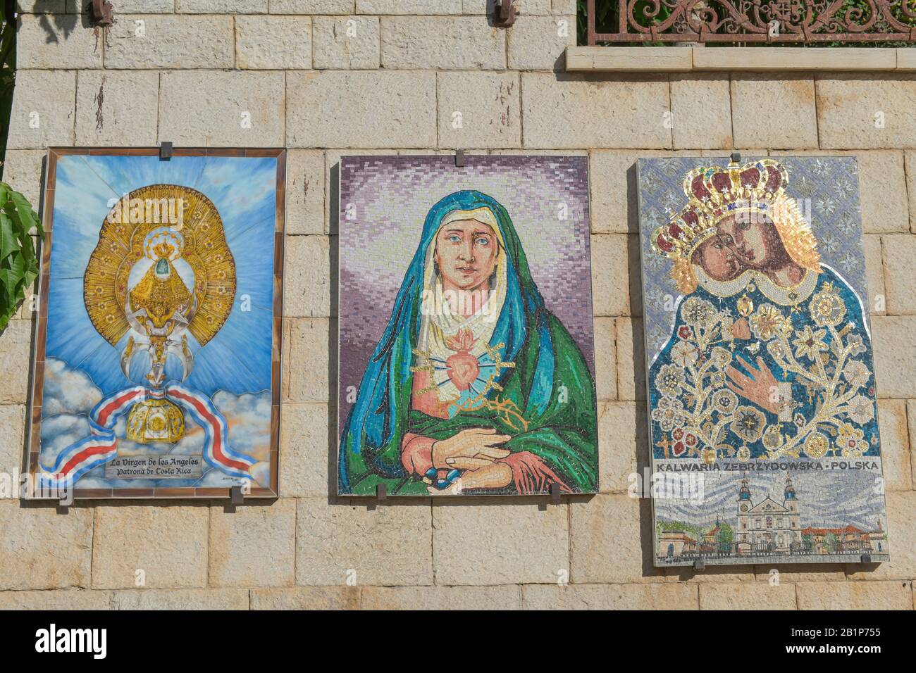 Marienbilder, Verkündigungsbasilika, Nazareth, Israel Stock Photo - Alamy