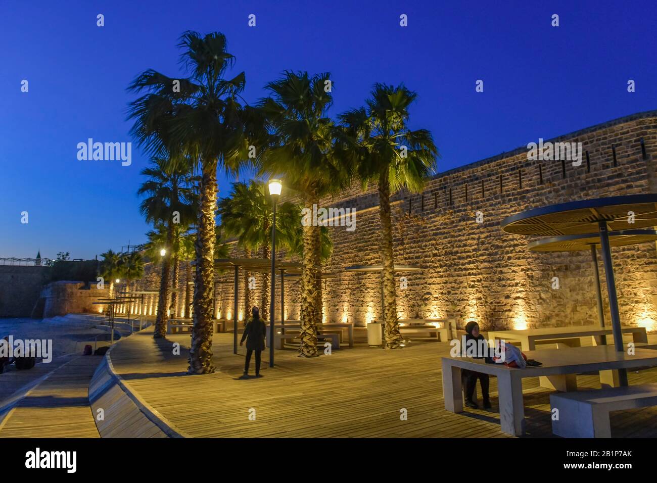 Wall beach hi-res stock photography and images - Alamy