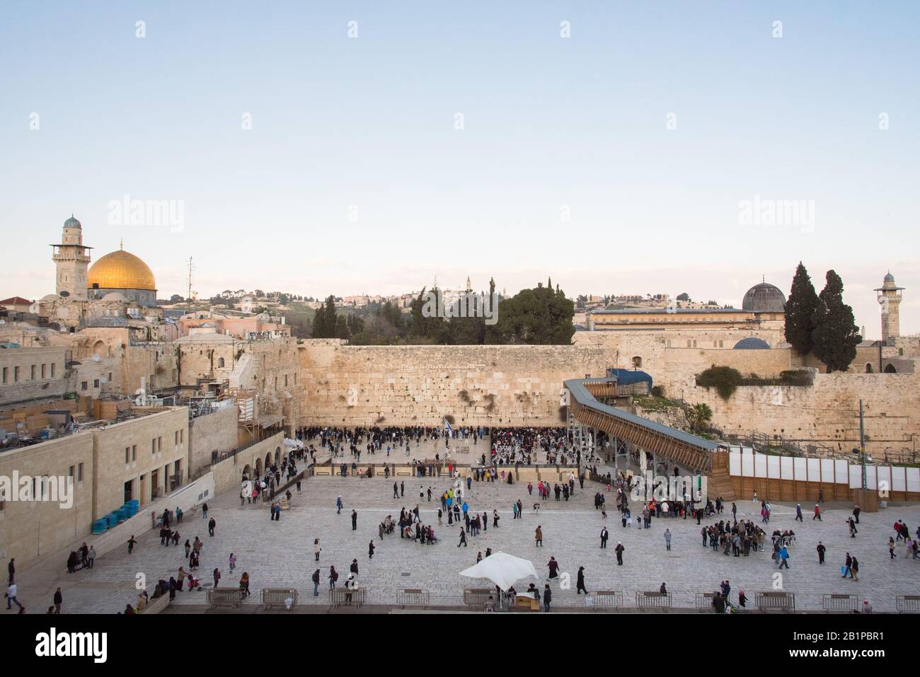 Praying at the western wall, Jerusalem, Israel Stock Photo - Alamy