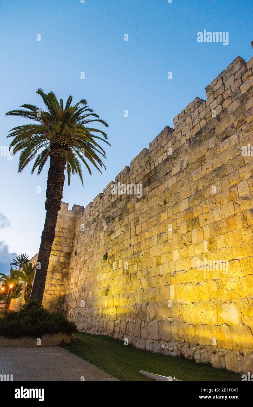 Outside Jaffa Gate, Jerusalem Stock Photo - Alamy