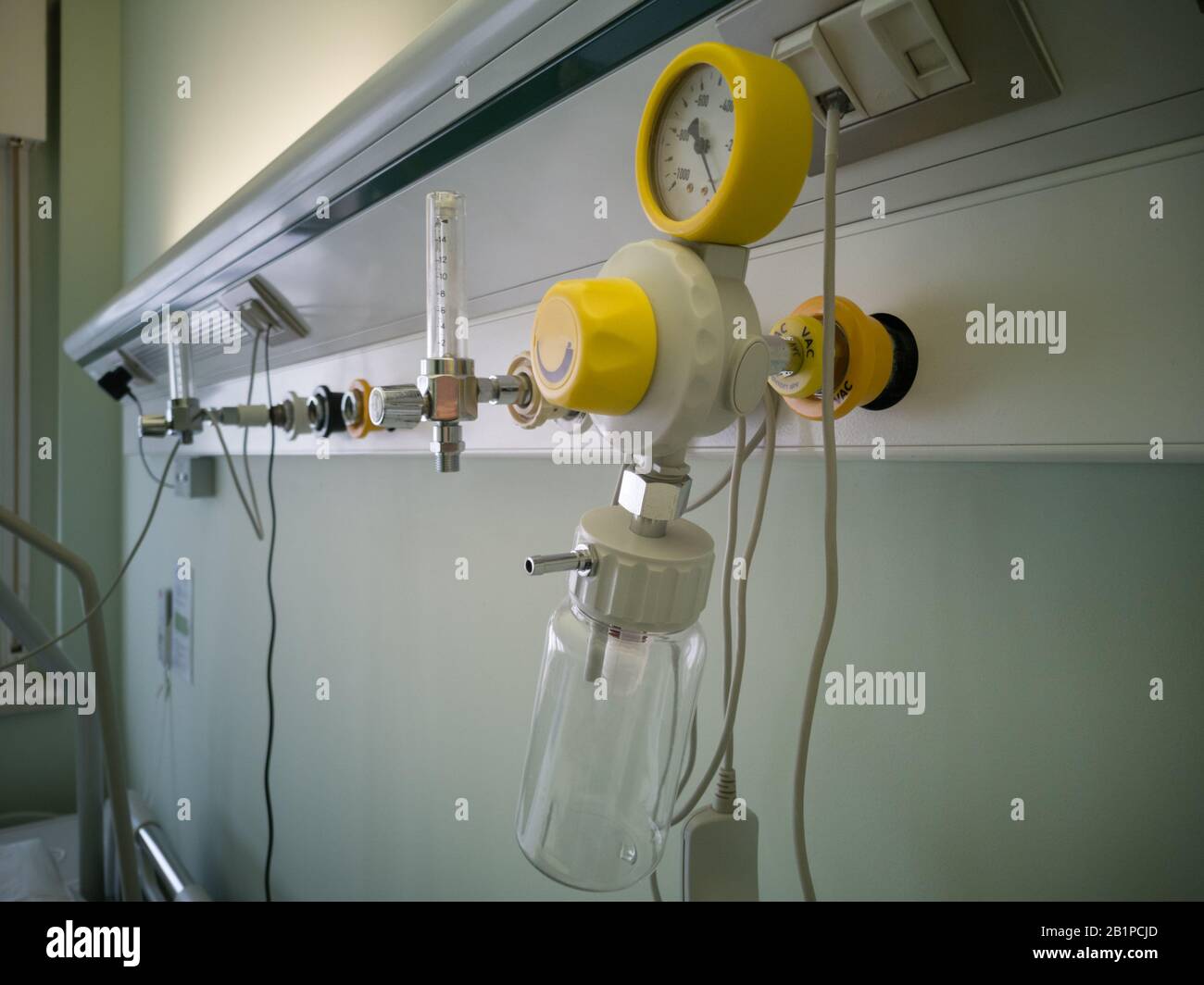Medical gases hi-res stock photography and images - Alamy