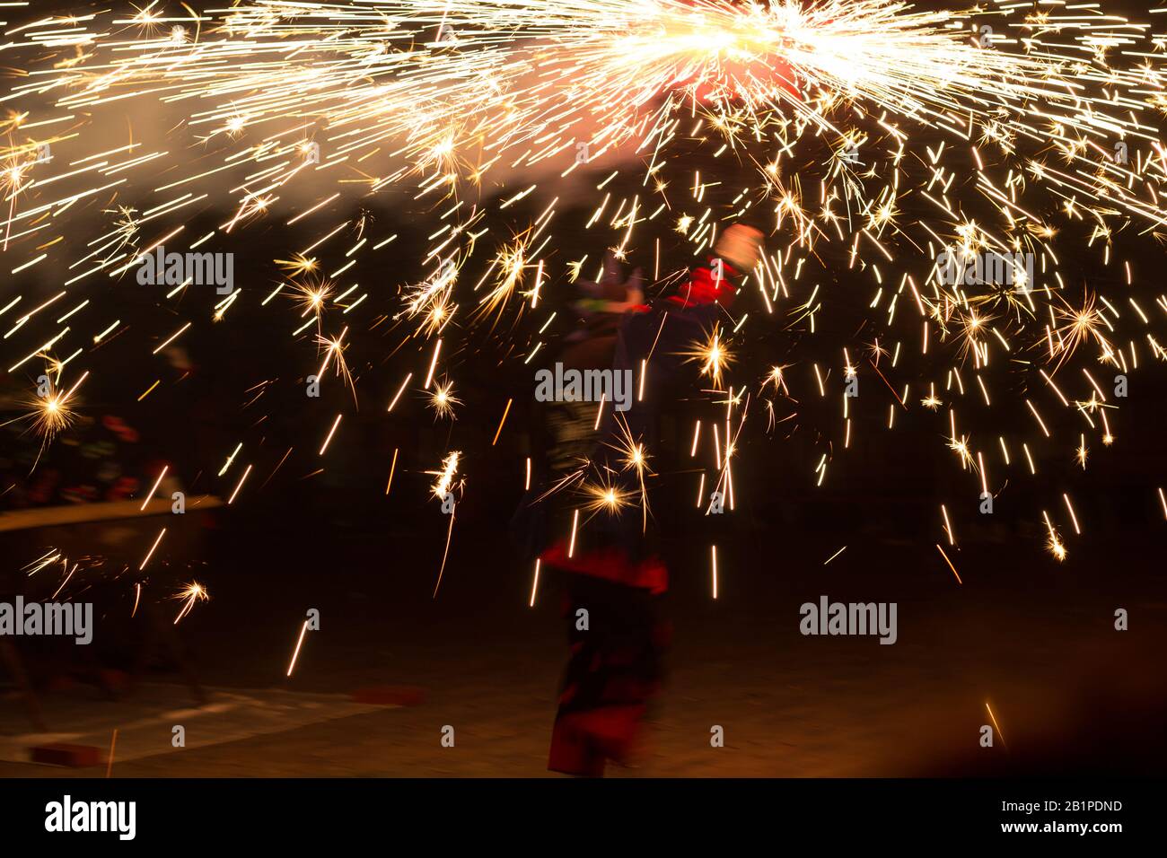 Dance, fire and devils, folklore and Mediterranean festival in which ...