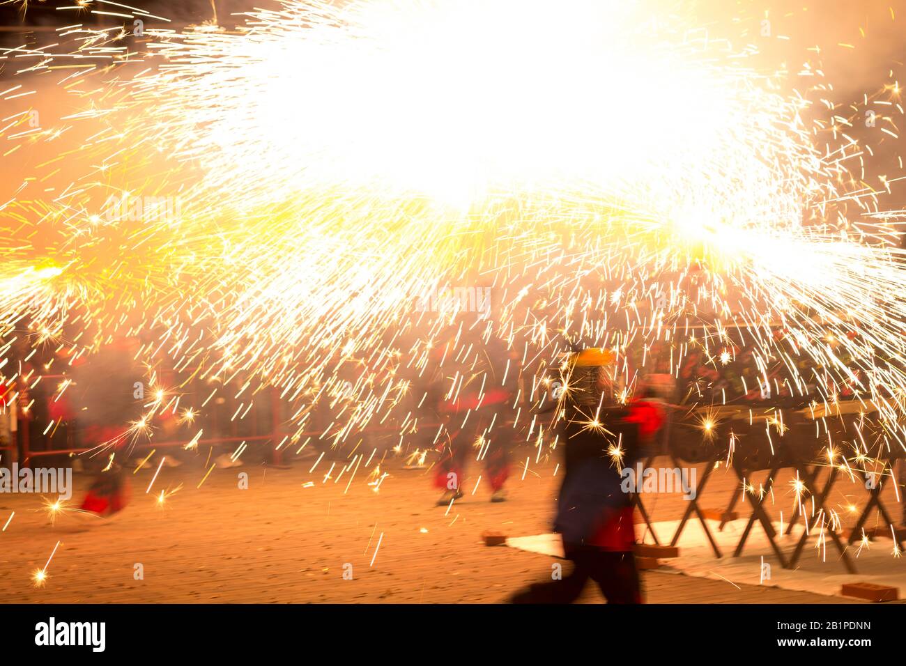 Dance, fire and devils, folklore and Mediterranean festival in which ...
