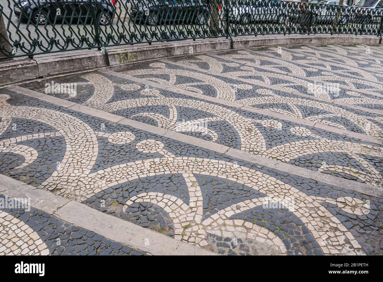 Portuguese pavement staircase with traditional patterns in Lisbon ...