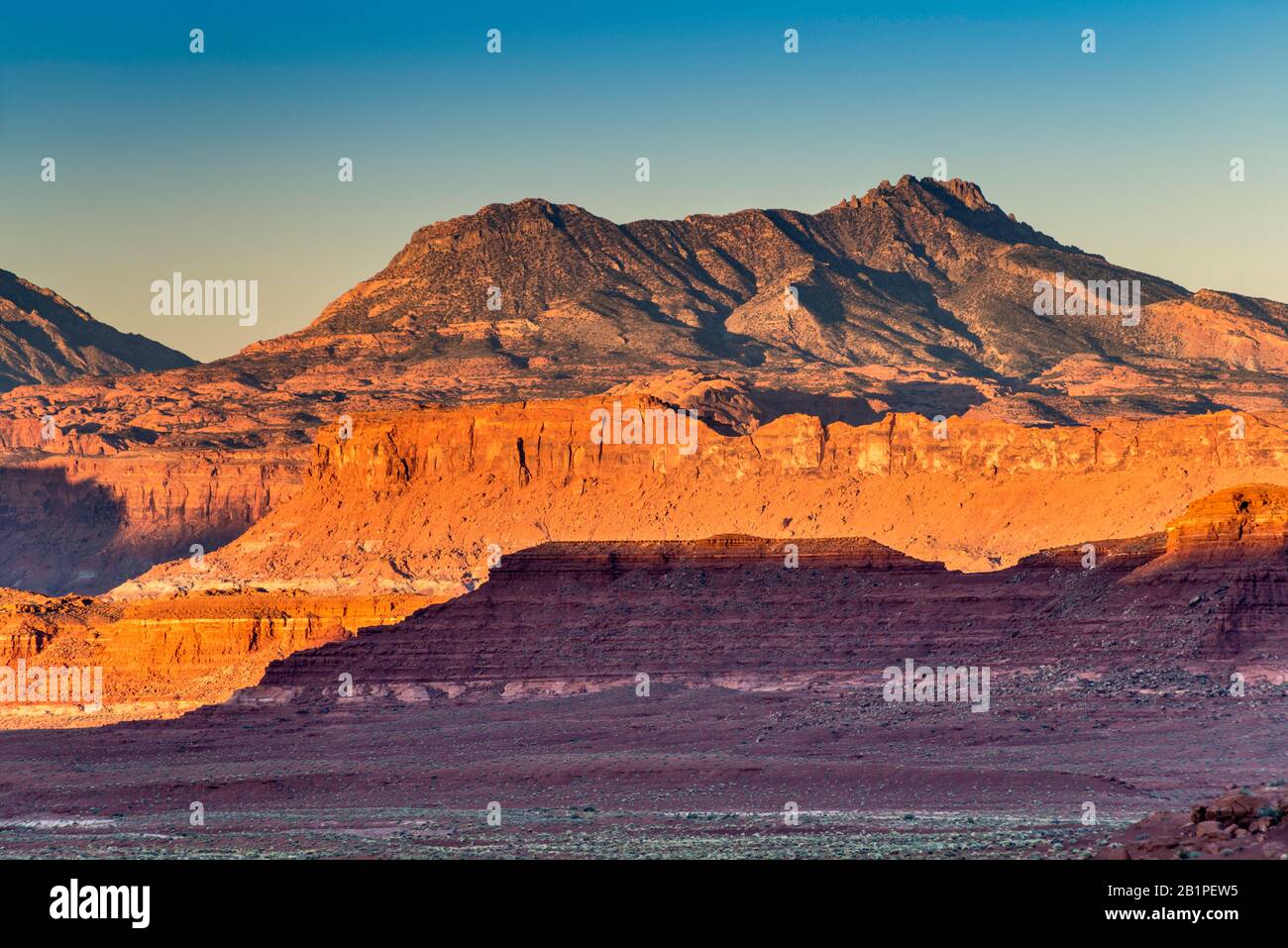 Dirty Devil River canyon area, view at sunrise from Bicentennial ...
