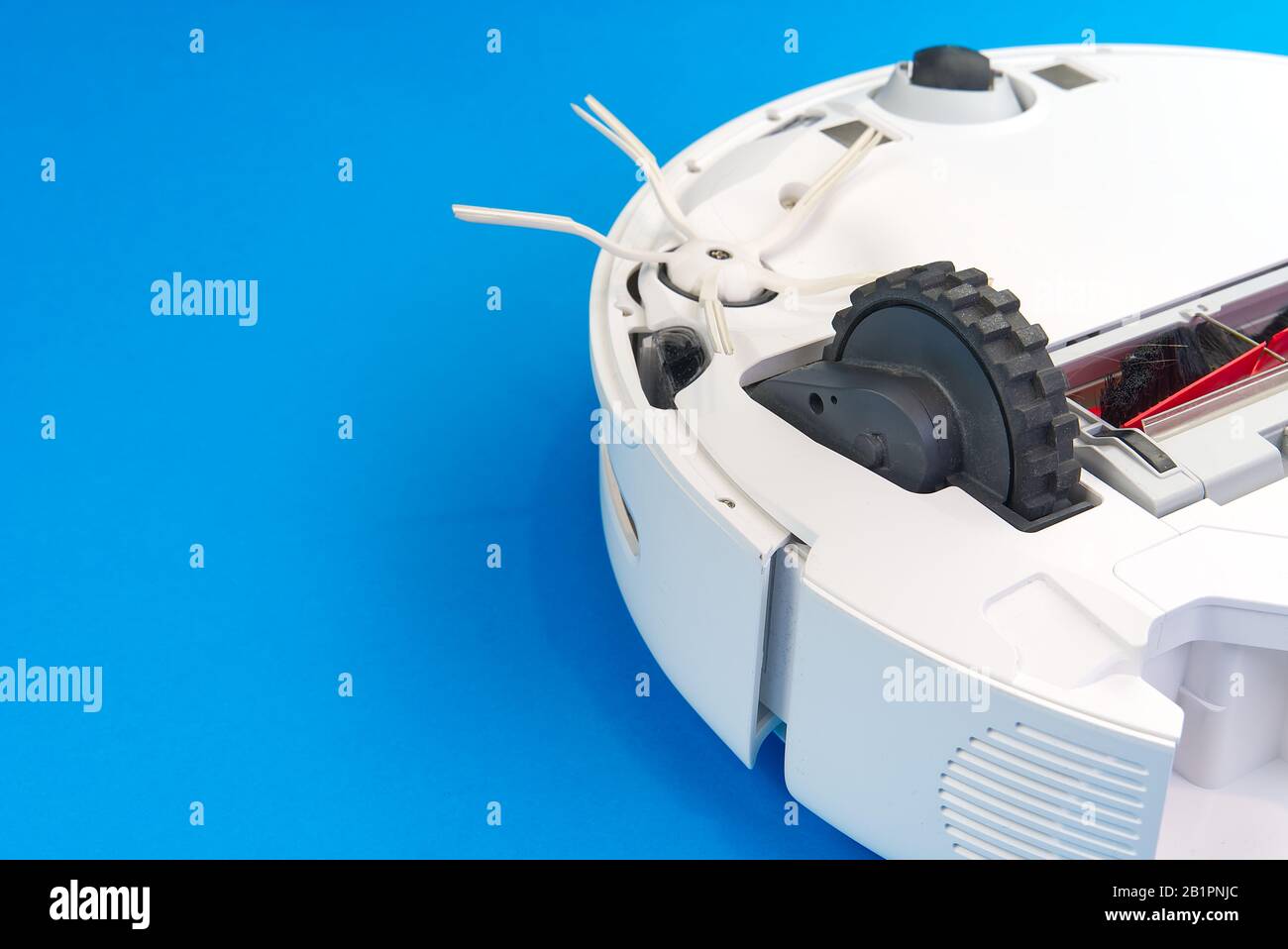 Blue modern vacuum cleaner hi-res stock photography and images - Alamy