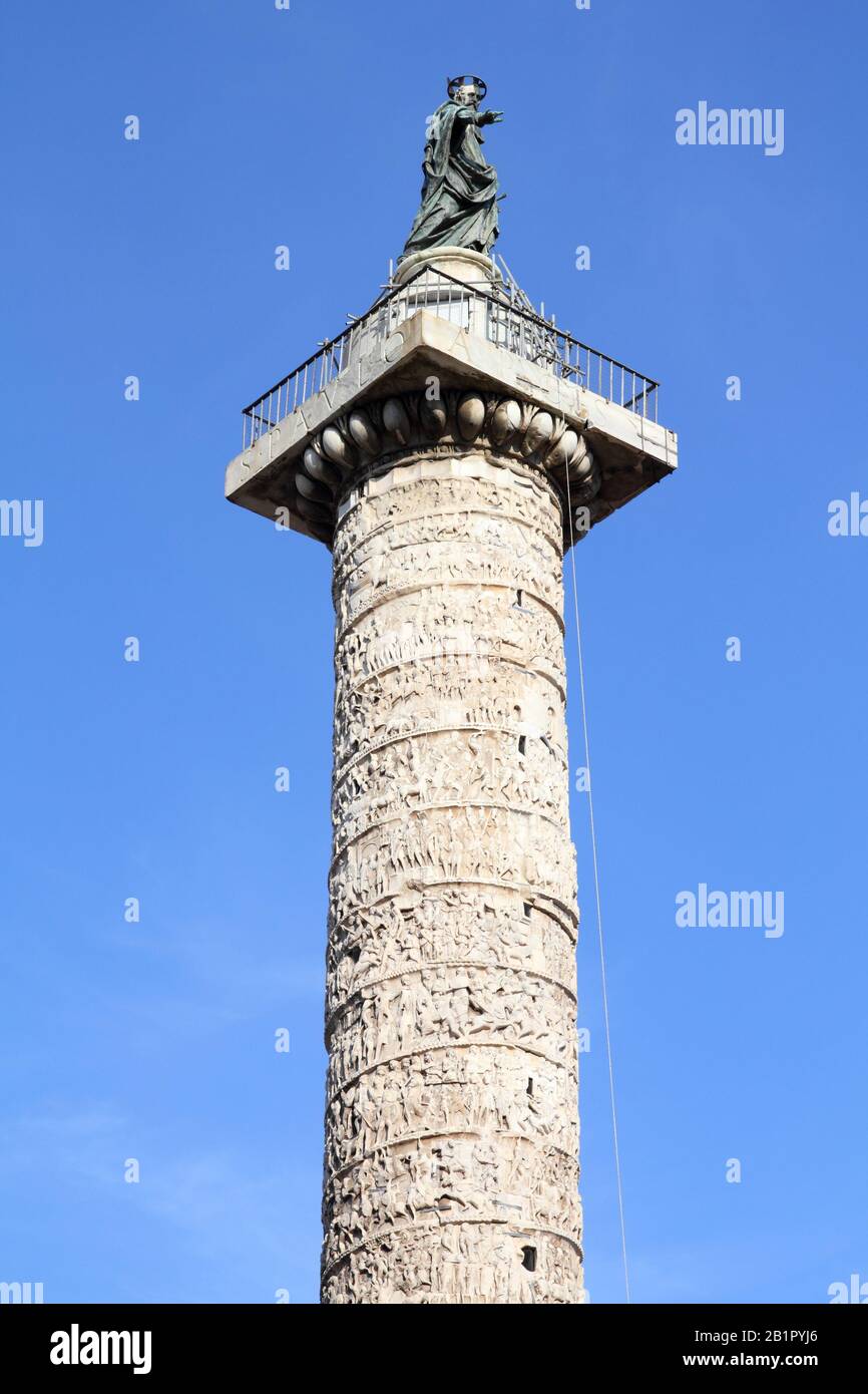 Rome, Italy. Famous Column of Marcus Aurelius. Piazza Colonna Stock ...