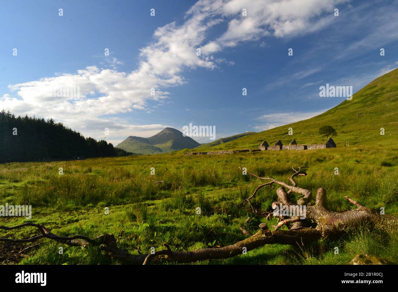 Kilbeg cottage hi-res stock photography and images - Alamy